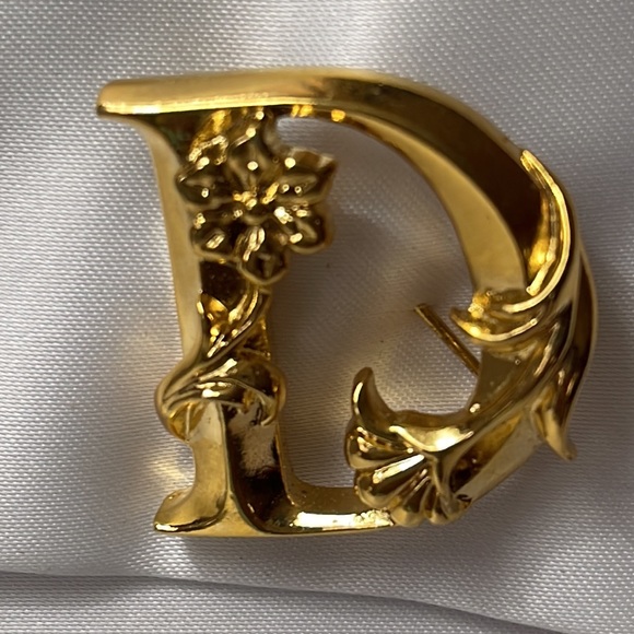 Avon | Jewelry | Vintage Avon D Letter Brooch | Poshmark
